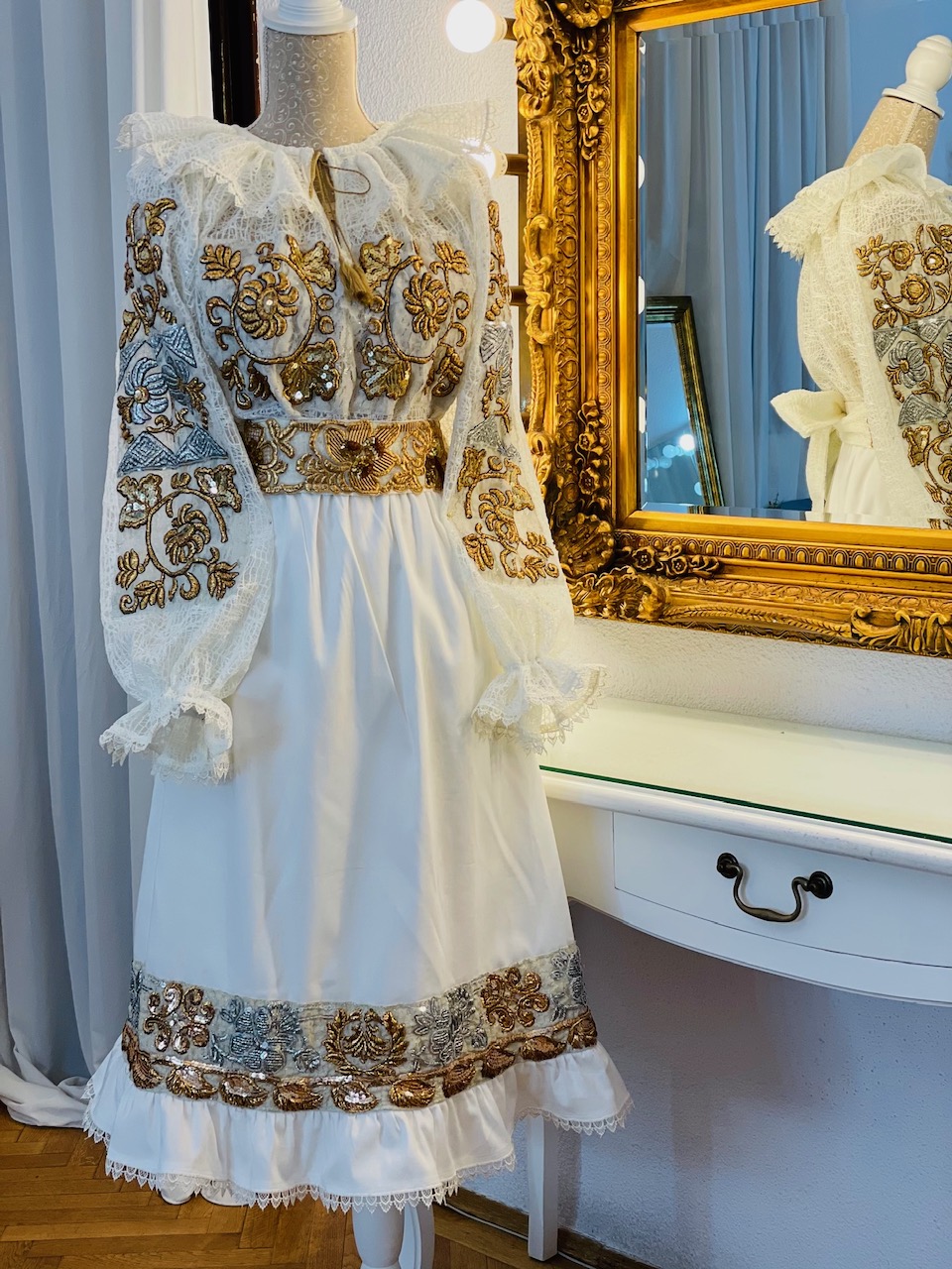 Ia românească – simbol al identității naționale și al tradiției ...